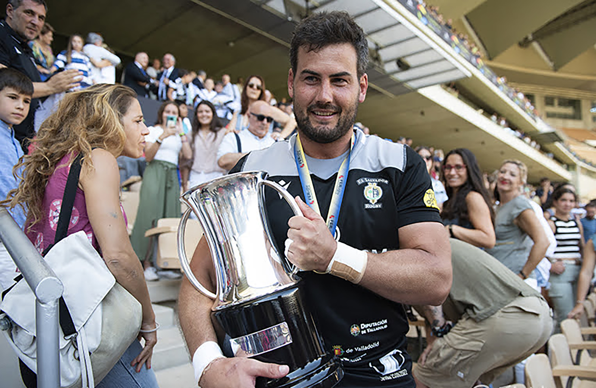 Matt Smith pone fin a su carrera como jugador de rugby ...